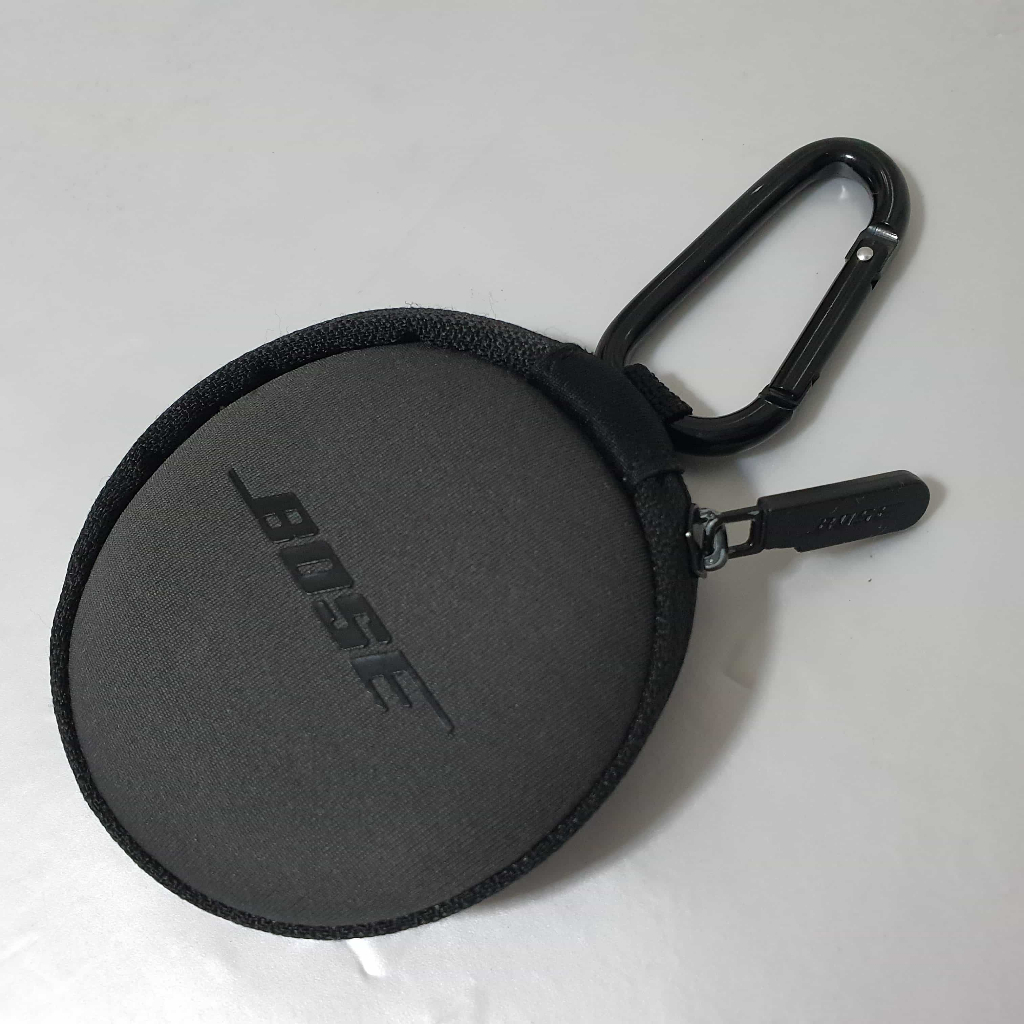 กระเป๋า BOSE Logo Earbuds Soft Pocket Case Round with Zipper ...