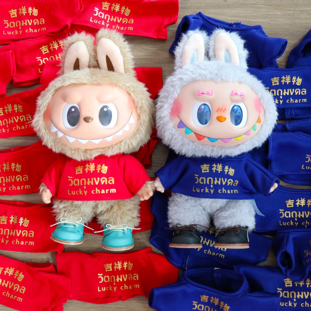 PLAYPERDOLL ชุดตุ๊กตา Labubu 38cm เสื้อยืดตุ๊กตา สกรีนลายวัตถุมงคล ...