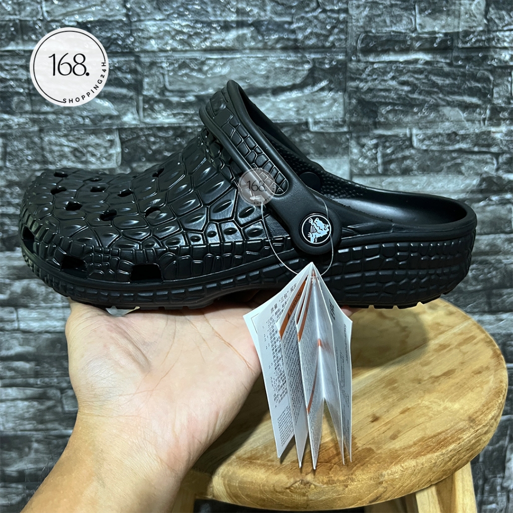 รองเท้าแตะ Cro-cs Crocskin clog 2024 ใส่สบายสำหรับ ผู้หญิงและผู้ชาย วัสดุผลิตจากยางแท้100% Size ...