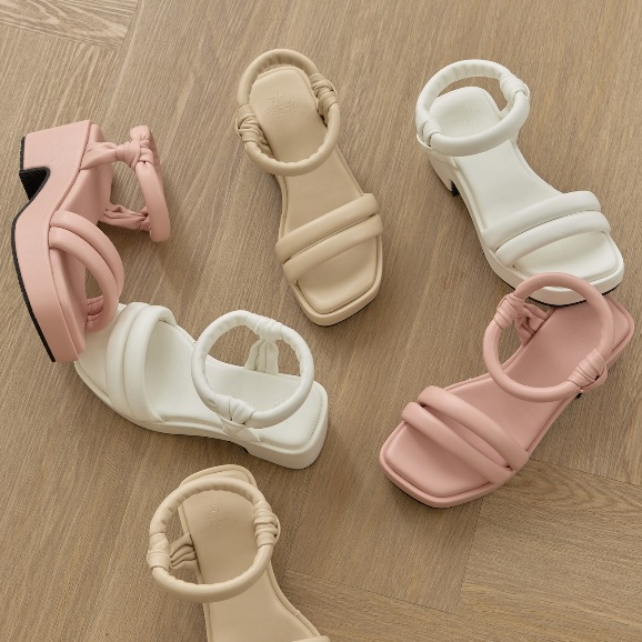 Ramen Buckle Me 🍜 (มีสีใหม่) รองเท้าส้นสูงรัดส้น สายคาดเส้นหนานุ่ม 2 ...