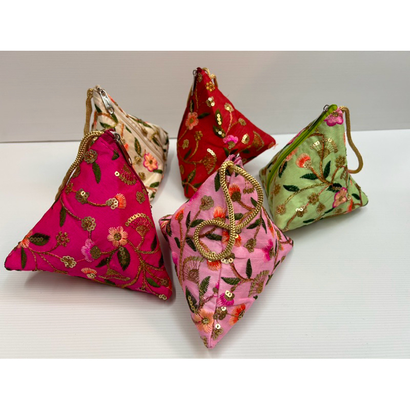 [พร้อมส่ง] กระเป๋าสามเหลี่ยม ลายปัก Indian Embroidery Samosa Bag ...