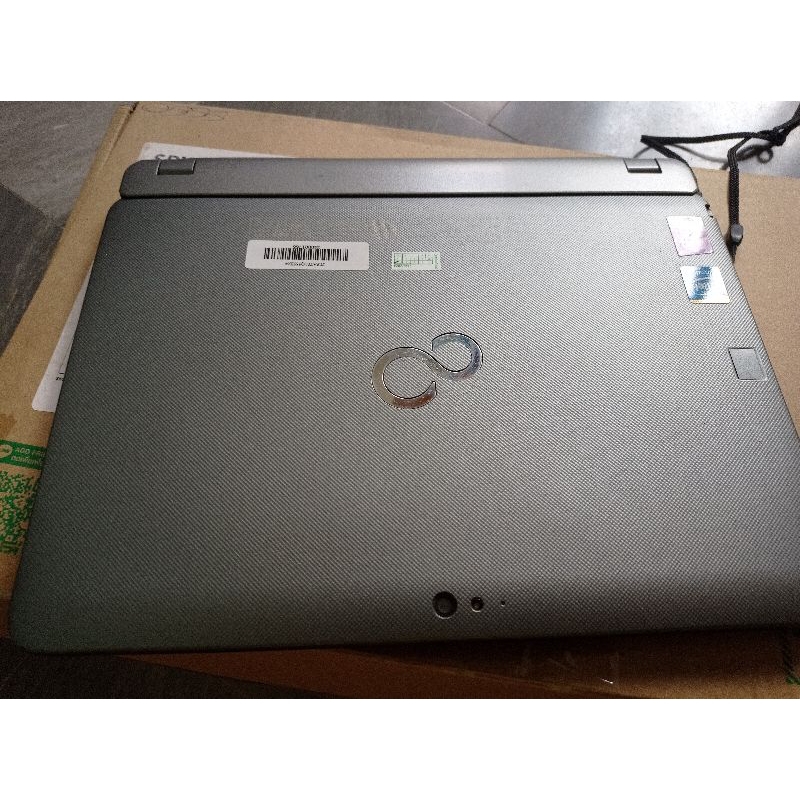 Fujitsu ArrowsTab Q555 | Shopee Thailand