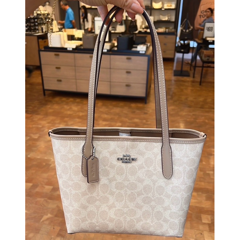 COACH MINI CITY TOTE IN SIGNATURE CANVAS | Shopee Thailand