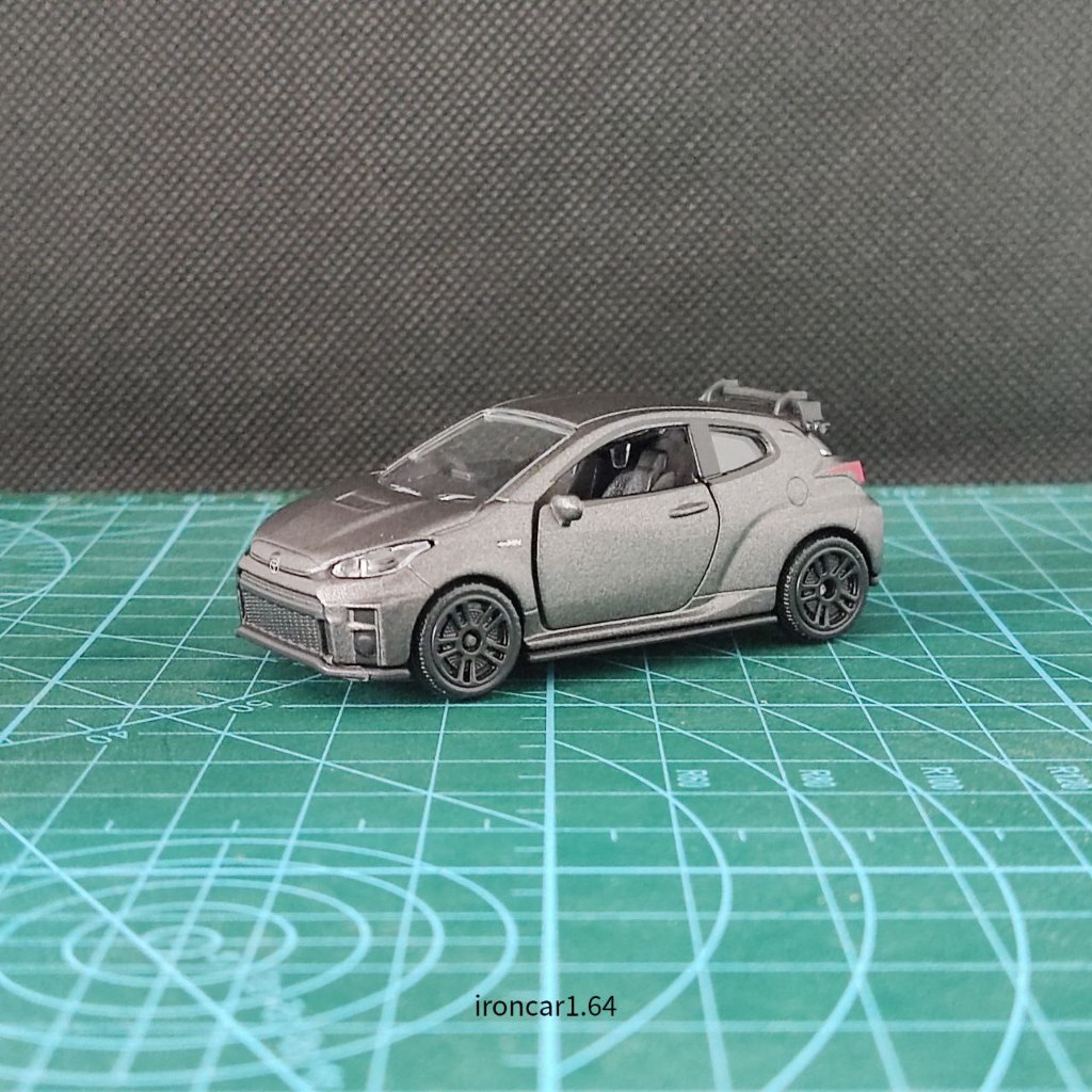 โมเดลรถ majorette toyota GR YARIS สีเทาดำ | Shopee Thailand
