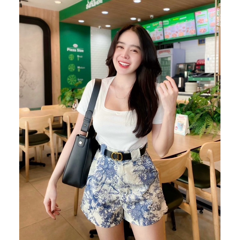 Phapassz - เซท3ชิ้น เสื้อยืดคอยู กางเกงขาสั้น แถมเข็มขัด เพื่มความหรูหรา ทรงสวย Roseshop ...