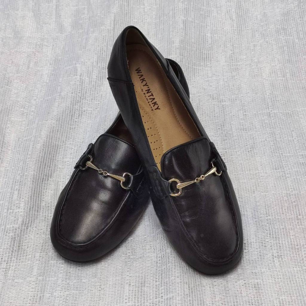 รองเท้าหนังนุ่ม โลฟเฟอร์ WAKY 'N TAKY นุ่ม ใส่สบาย สภาพใหม่ | Shopee Thailand