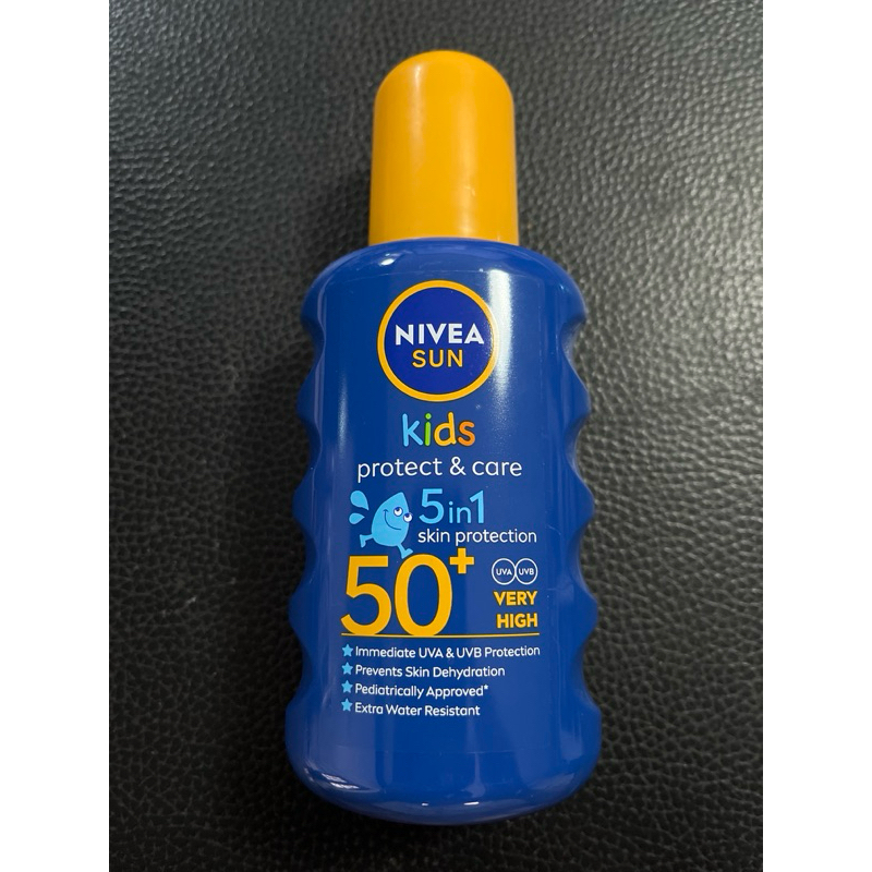 (ถูกสุด!)NIVEA Sun Kids Protect Care 5 In 1 Spray SPF50+ 200ml นีเวีย สเปรย์ป้องกันแสงแดดสำหรับ ...