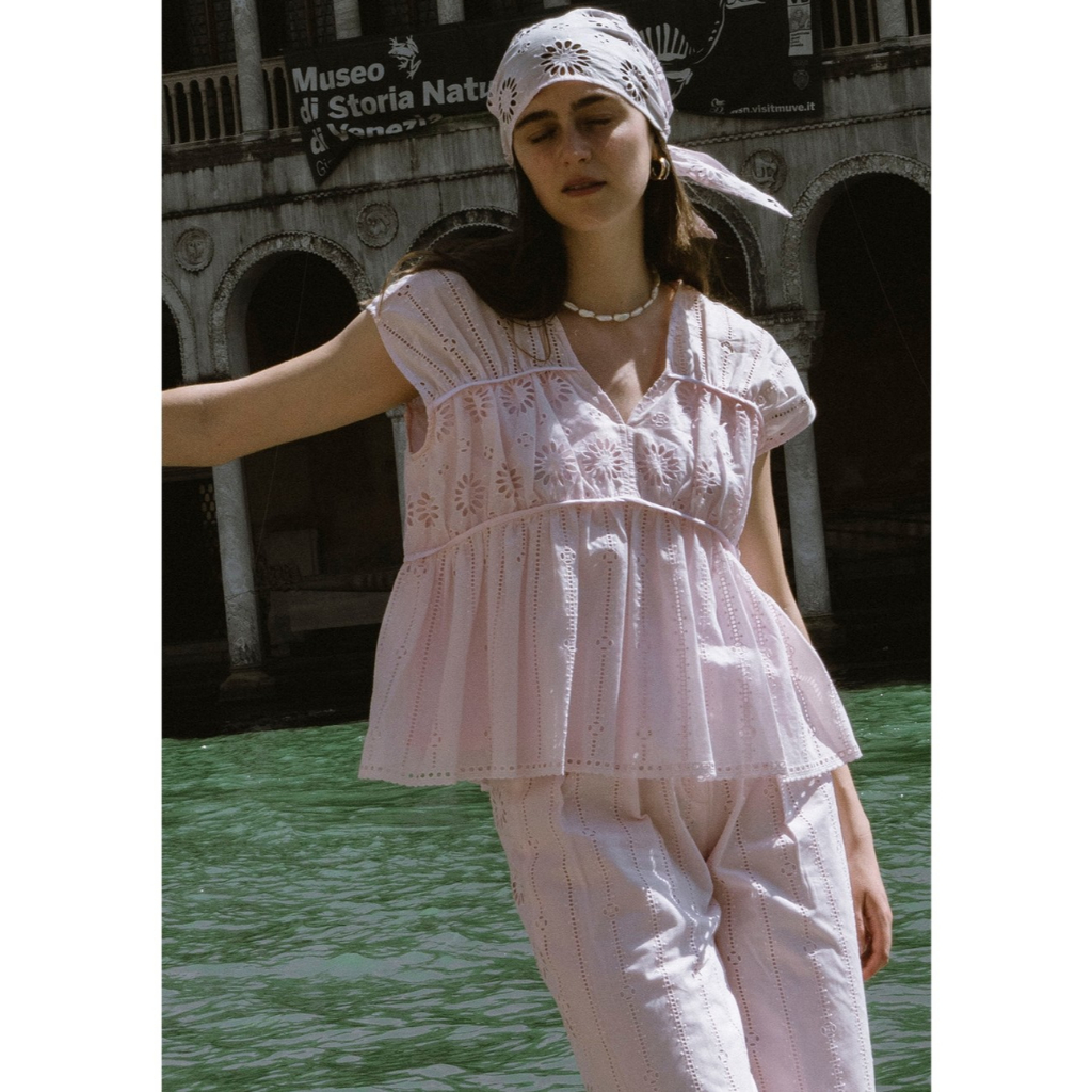 Perana เสื้อลูกไม้ Venice Top Pink (สีชมพู Pink ) | Shopee Thailand