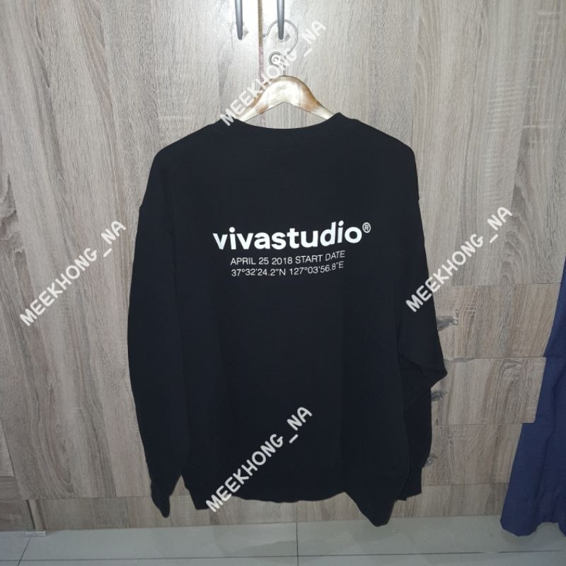 สเวตเตอร์คอกลม VIVA STUDIO แท้ สภาพใหม่ไม่มีตำหนิสีดำสนิท | Shopee Thailand