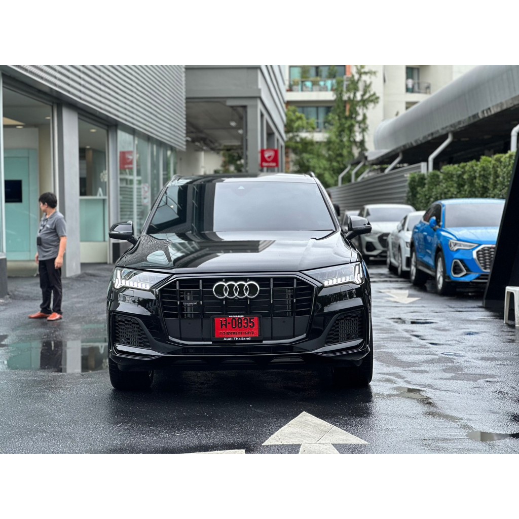 Audi Q7 60 TFSI e quattro S line Black Edition (ใบจอง) | Shopee Thailand