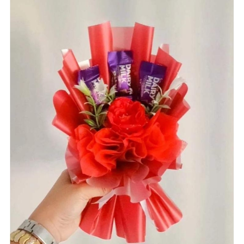 Red wrapped Cadbury chocolate bouquet door gift | Shopee Thailand