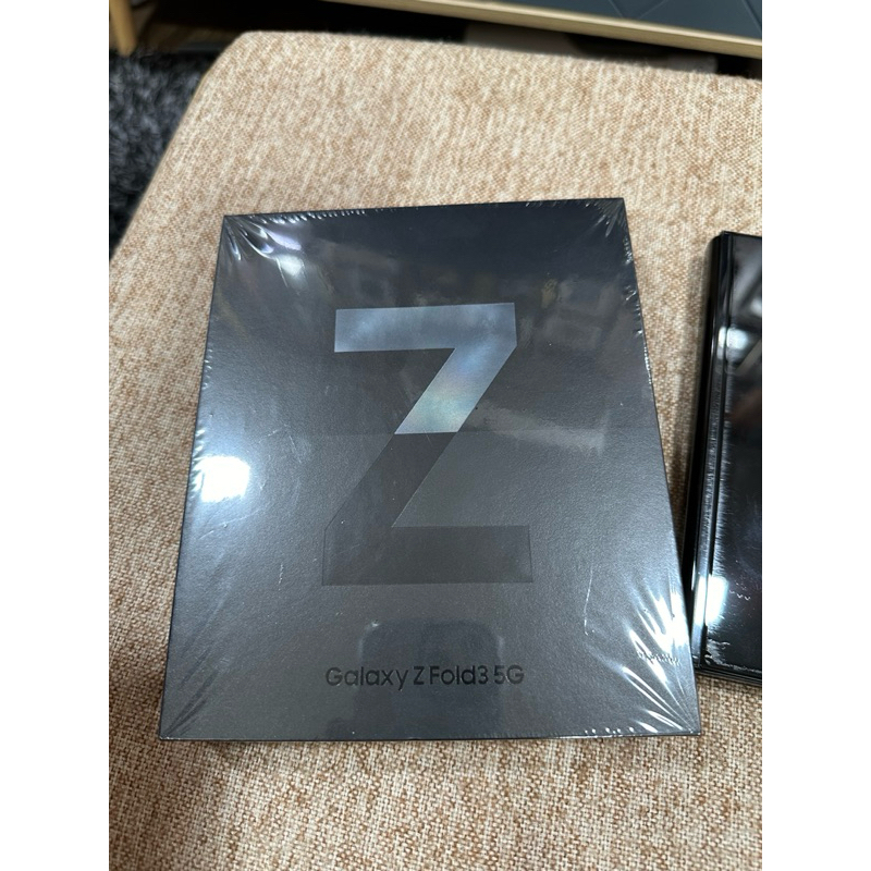 Galaxy Z Fold 3 256G เครื่องศูนย์ไทย มือสอง | Shopee Thailand