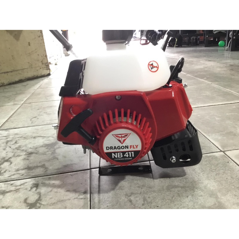เครื่องตัดหญ้า2จังหวะ DRAGONFLY รุ่น NB411 2.5 แรงม้า พร้อมชุดตัดใบมีดตรง1ใบและชุดเครื่องมือครบ ...