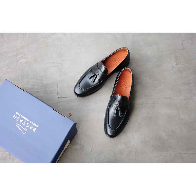 Tabby tassel loafer / soft black | Shopee Thailand