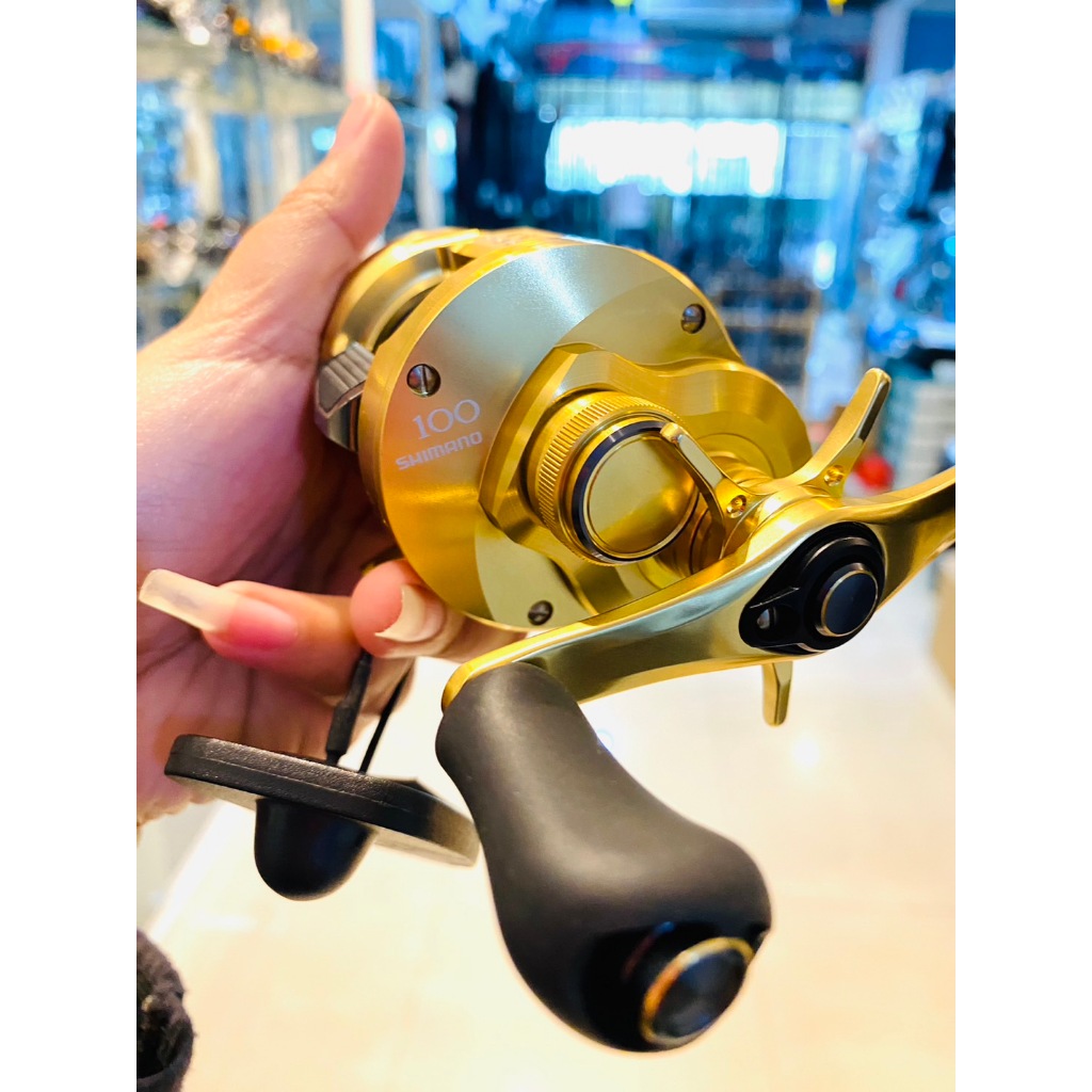 รอก SHIMANO รุ่น CALCUTTA CONQUEST ปี 2021 | Shopee Thailand