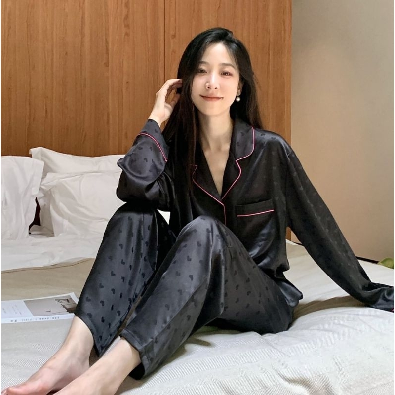 ชุดนอน BlackPink heart pajamas (Premium silk satin) | Shopee Thailand