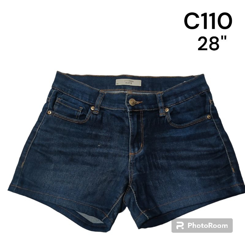 กางเกงยีนส์ขาสั้นมือ2เอว28"รหัสC110 | Shopee Thailand