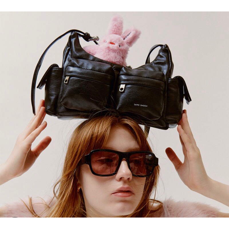 กระเป๋าสะพาย samo ondoh สีดำ ของแท้ 100% | Shopee Thailand