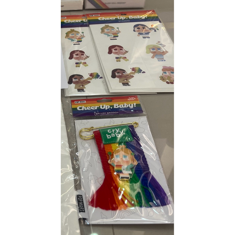 เข็มกลัด cry baby cheer up ของแท้ หิ้วเอง popmart | Shopee Thailand