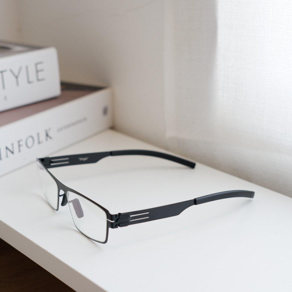 แว่นตา สำหรับนักธุรกิจ กรอบ Titanium Brand "Single" Model SE01 สีดำ ...