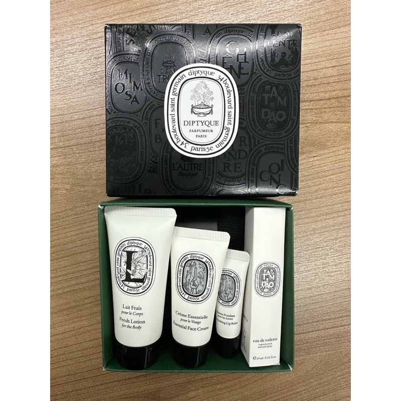 Amenity kit - Diptyque จาก Qatar Airways น้ำหอมผู้หญิง/น้ำหอมผู้ชาย ...