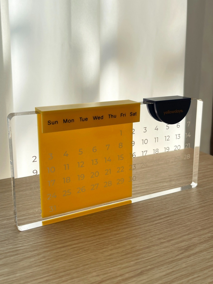 [Ioua] Permanent Calendar Acrylic Stand Calendar Table Desk Terrier ...
