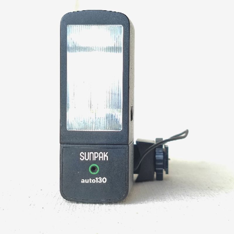 แฟลช Sunpak auto 130 Plug in Flashlight For Old Vintage SLR Camera ...