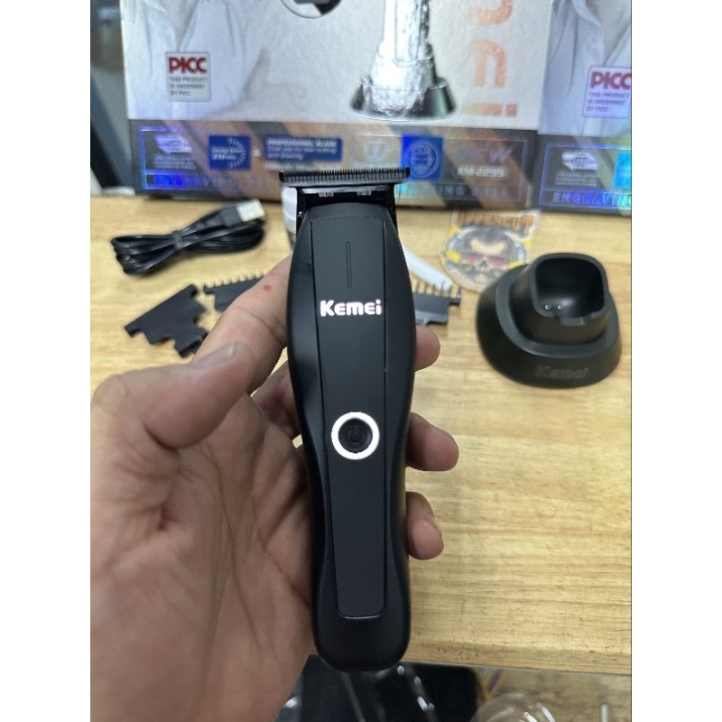 Kemei km-2295 กันขอบ พร้อมแทนชาร์จ | Shopee Thailand