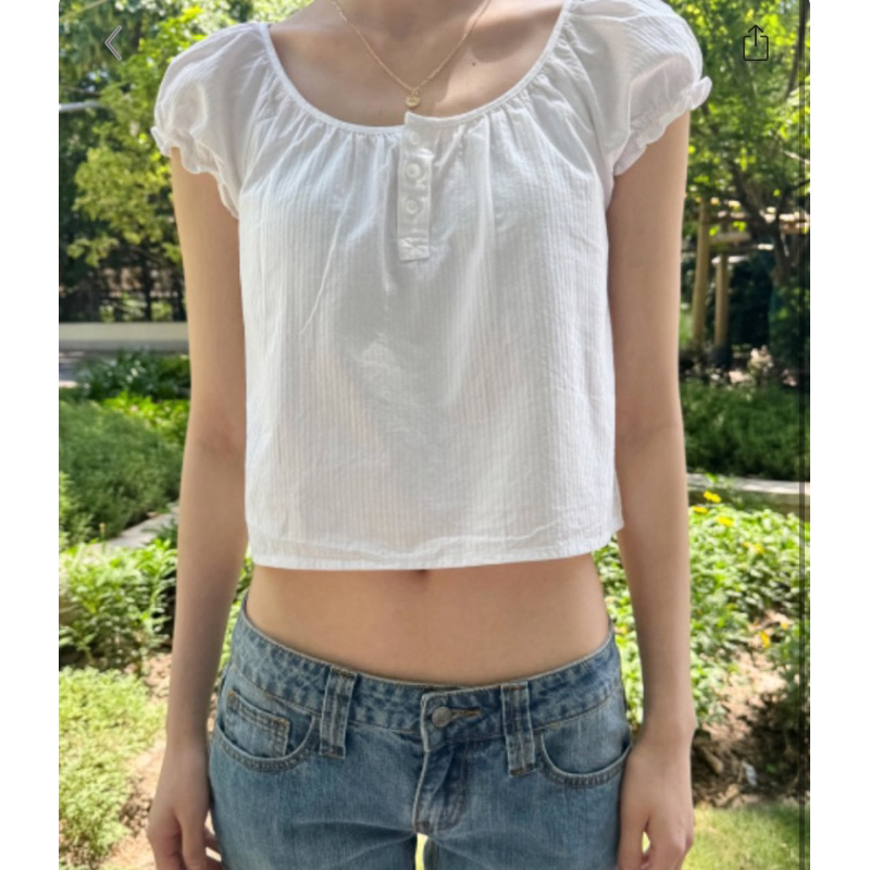 พรีออเดอร์ PREORDER Brandy Melville Maggie Top | Shopee Thailand