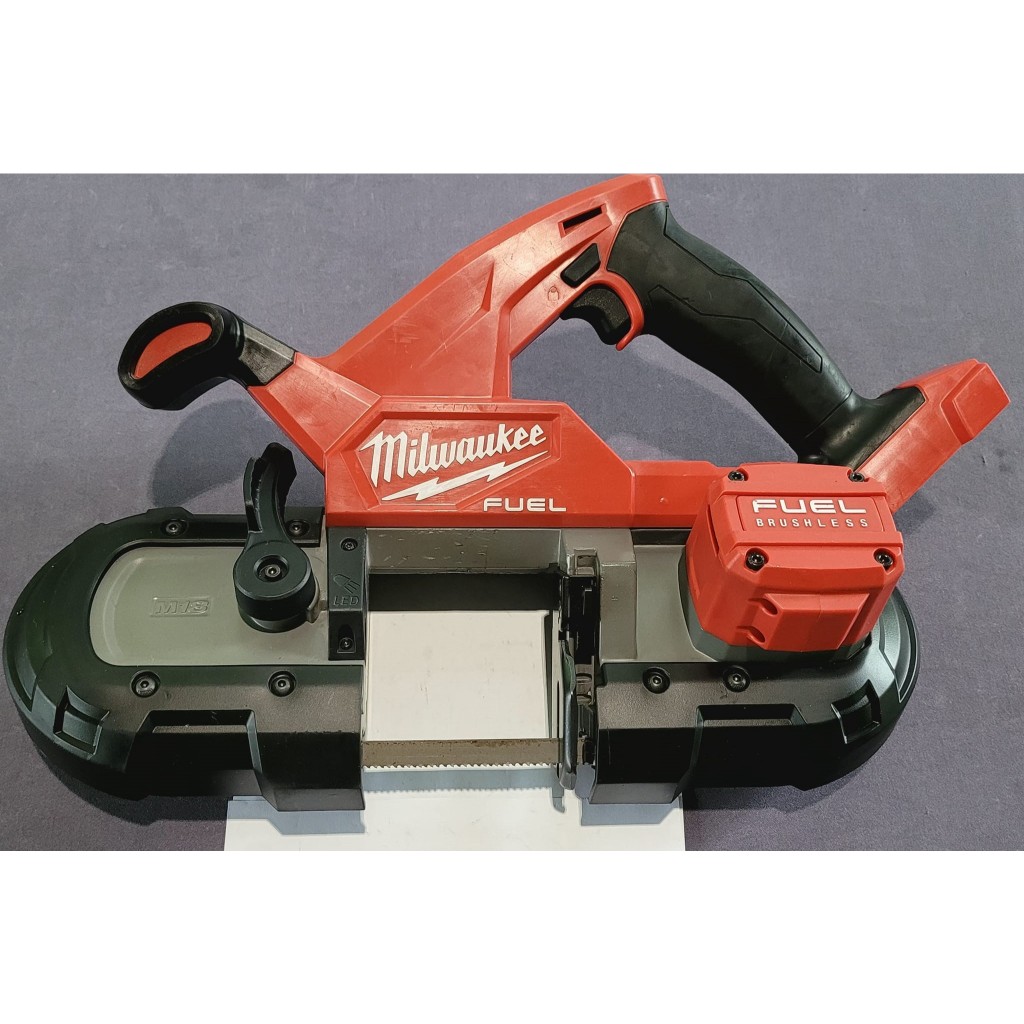 เลื่อยสายพาน Milwaukee M18 2829-20 เป็นตัวขนาดกลาง | Shopee Thailand