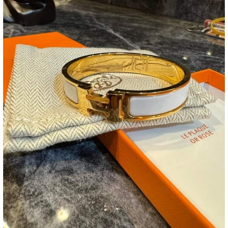 ของแท้ SALE! กำไล HERMES CLIC-CLAC H 2023 Sz.GM | Shopee Thailand