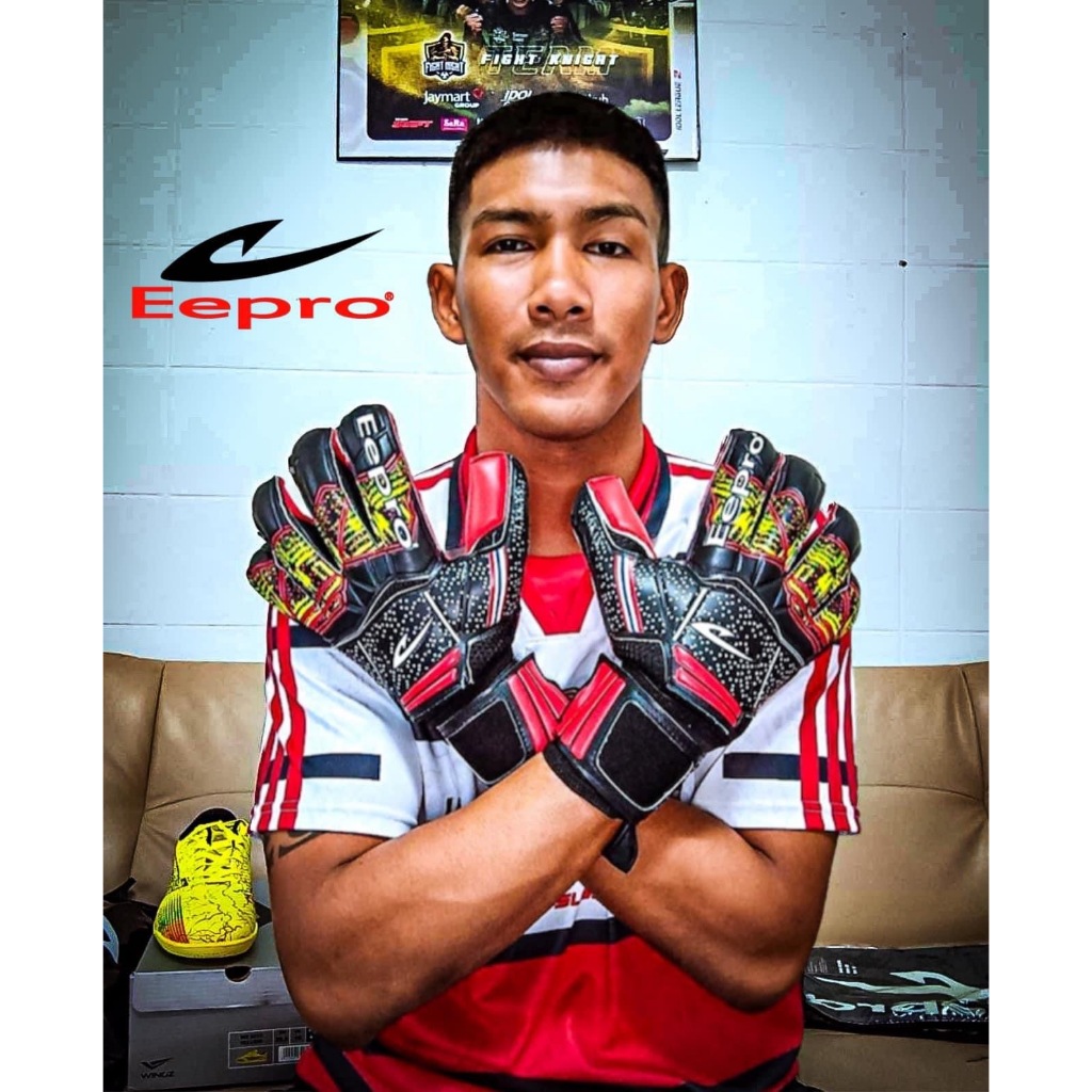 Eepro LYKAN EG1065 ถุงมือผู้รักษาประตู | Shopee Thailand