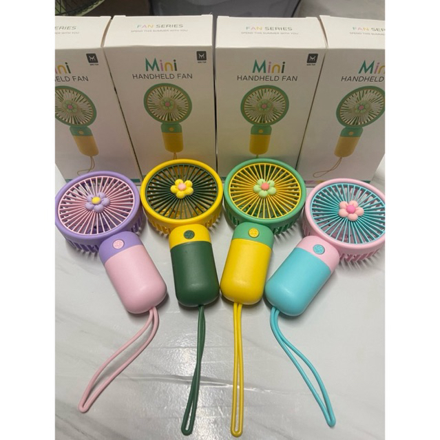พัดลมพกพา mini Fan พกใส่กระเป๋าได้ | Shopee Thailand