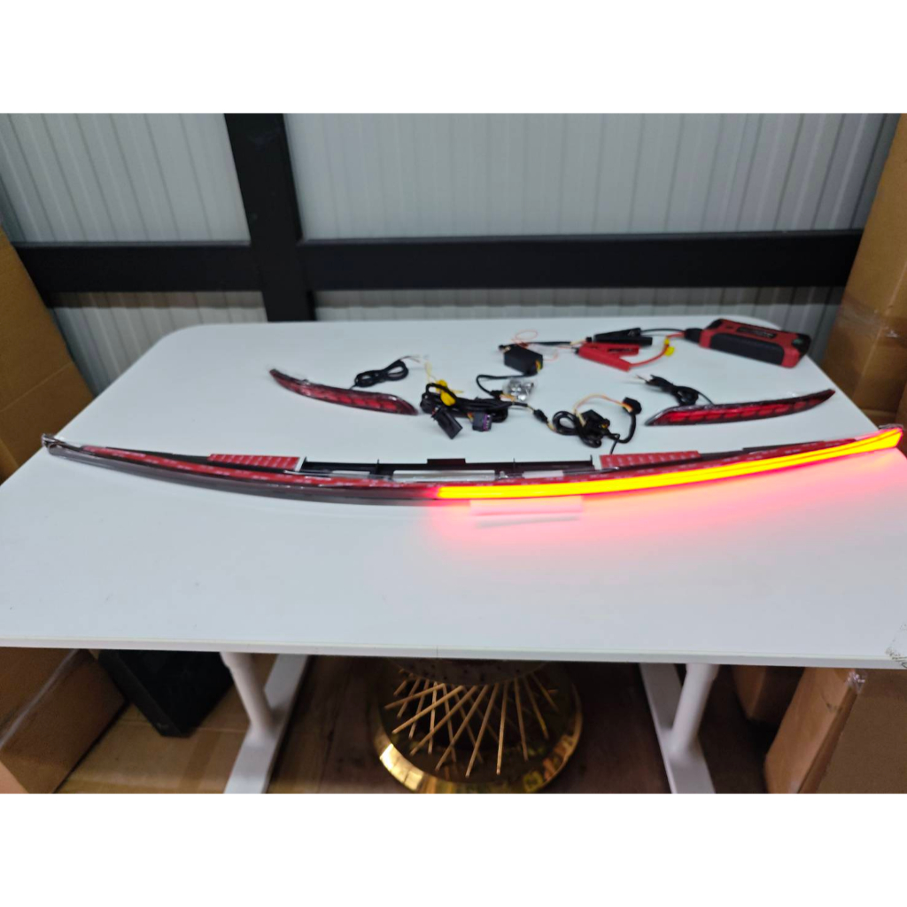ไฟคาดท้าย Tesla Model 3/ Model Y led bar ไฟเลี้ยวตามไฟครับ | Shopee ...