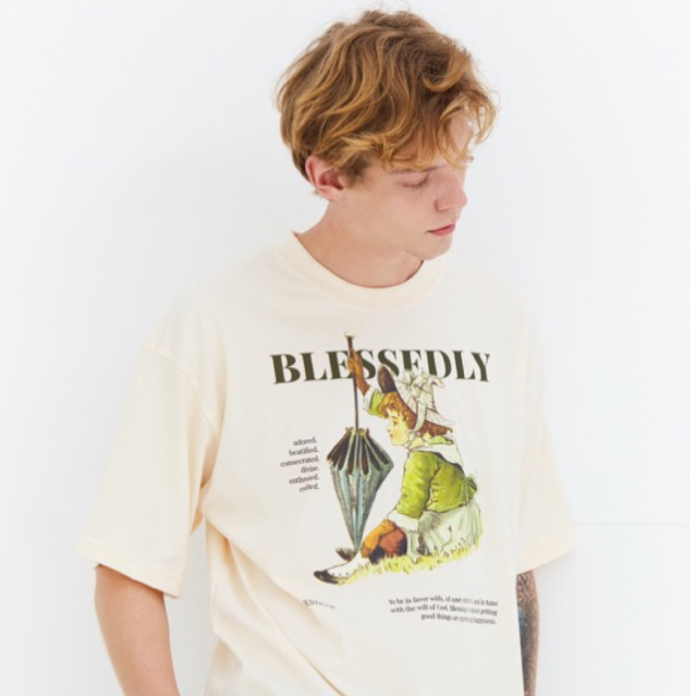 BLESSEDLY (CREAM) - ADORABLE COLLECTION | เสื้อยืด Oversized จากแบรนด์ ...