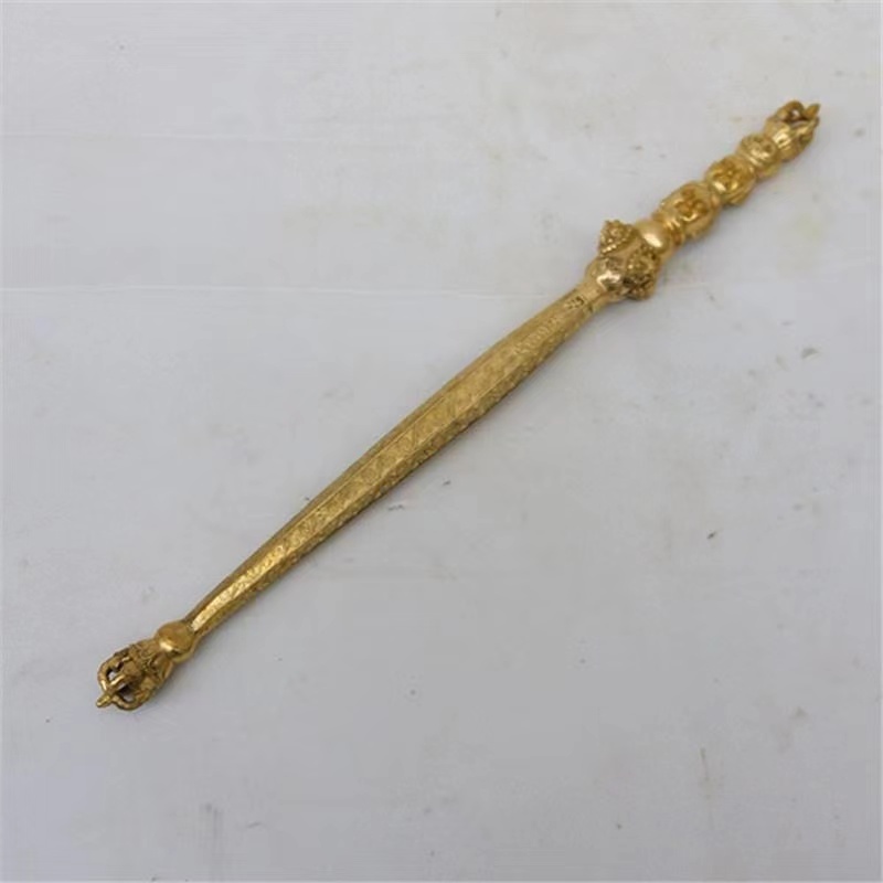 Gu Yixuan ทองแดงบริสุทธิ์ Vajra สาก Weituo พระโพธิสัตว์เครื่องมือทองแดง ...