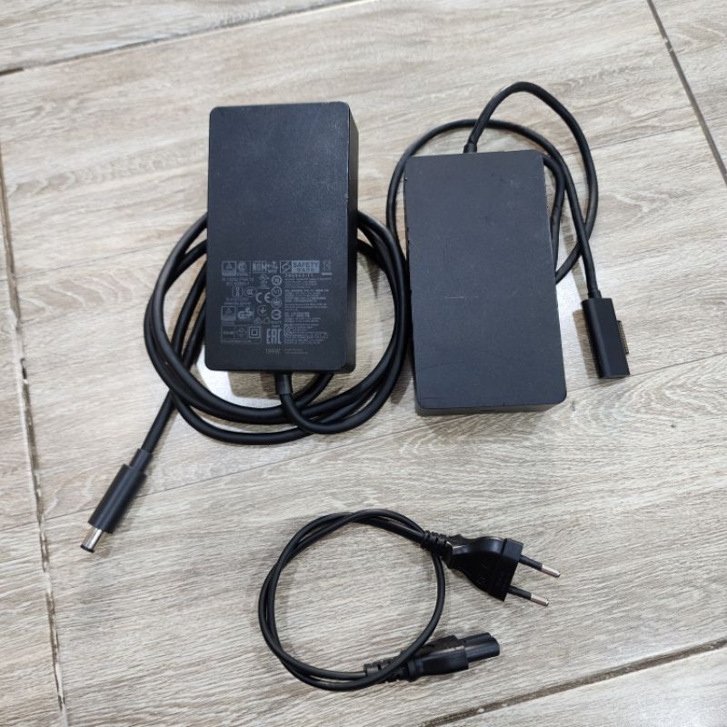 Microsoft Surface Dock 2 #มือสอง #ของแท้ | Shopee Thailand