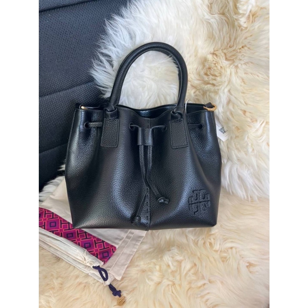 Tory Burch รุ่น McGraw small drawstring satchell | Shopee Thailand