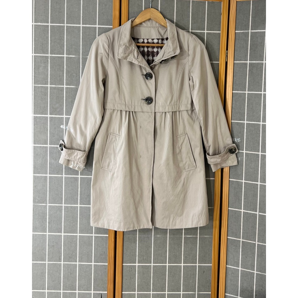 (A348) Grove ไซส์ M โค้ชตัวยาวผ้าโพลีเอสเตอร์คอตตอน และไนลอนสภาพสวยมากมีซับทั้งตัวสภาพ 99% อก 34 ...