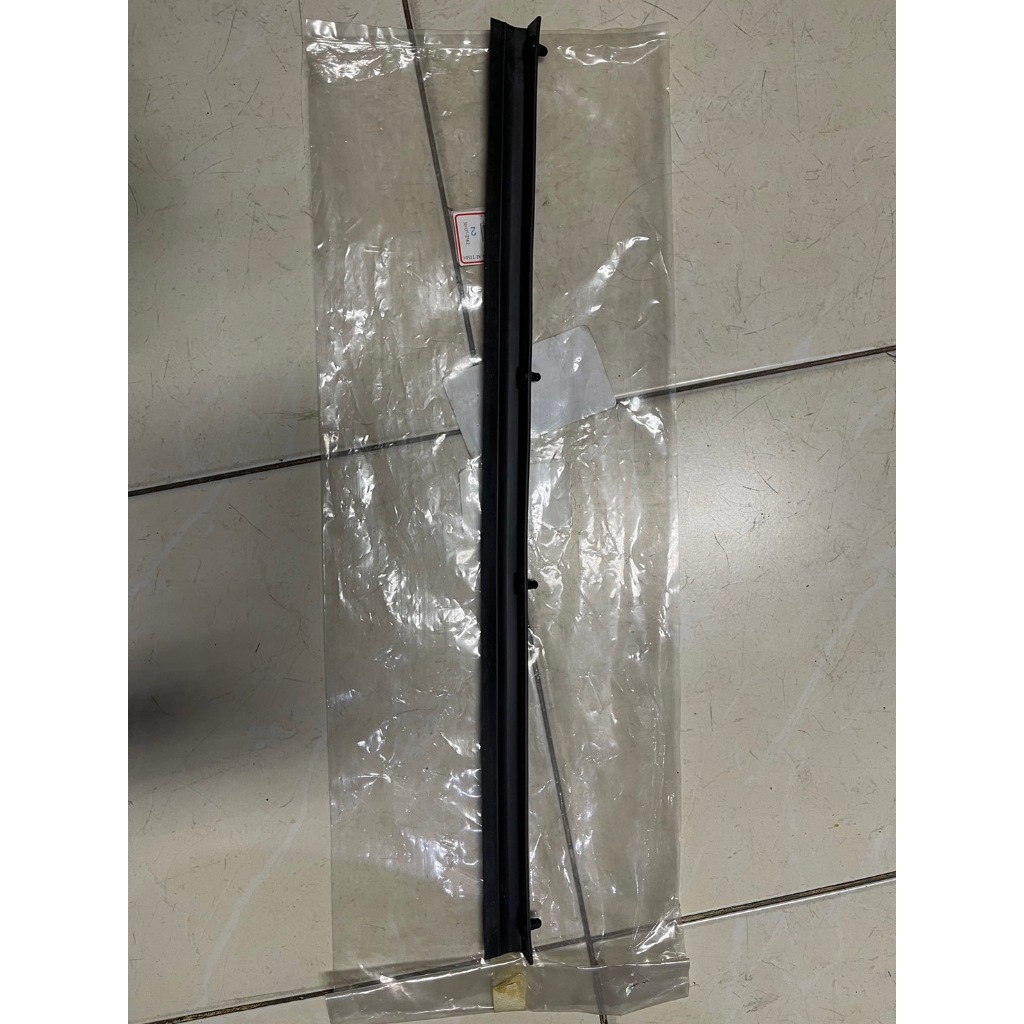 ยางรองใต้ฝากระโปรง ALTIS01 แท้ห้าง หน้า (53381-02040)[26501529 ...