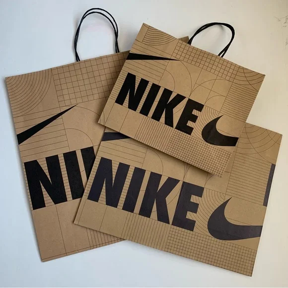 ถุงกระดาษ Nike Swoosh Paper Retail Shopping Bag ของแท้ 100% | Shopee ...