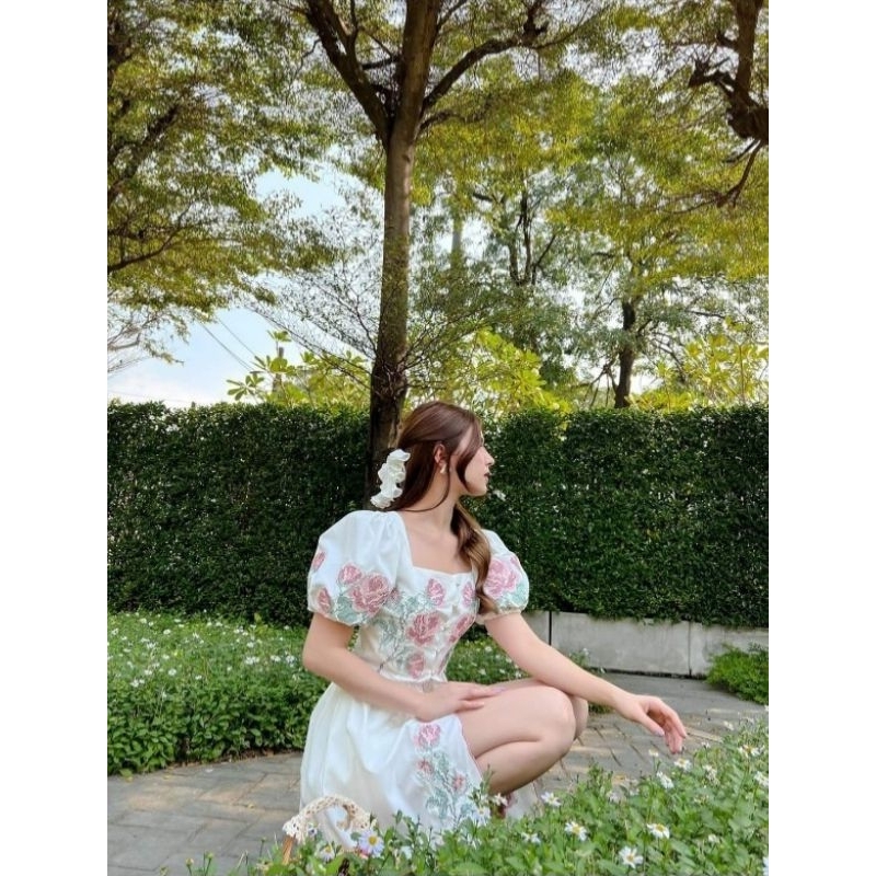 S มือ 2 และ M มือ 2 Bellita Brand ชุด set 2 pcs สีขาว ปักลายดอกไม้ สุดน่ารัก ใส่สบาย | Shopee ...