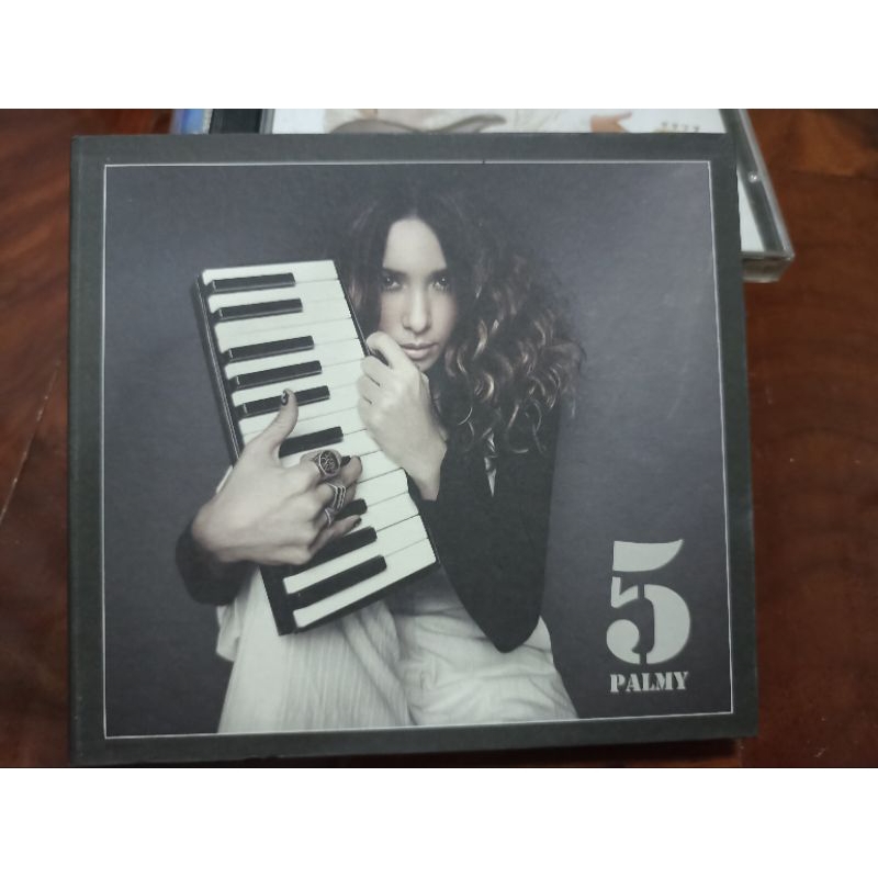 ซีดีเพลง cd music ปาล์มมี่ Palmy 5 มือสองสภาพดีมาก | Shopee Thailand