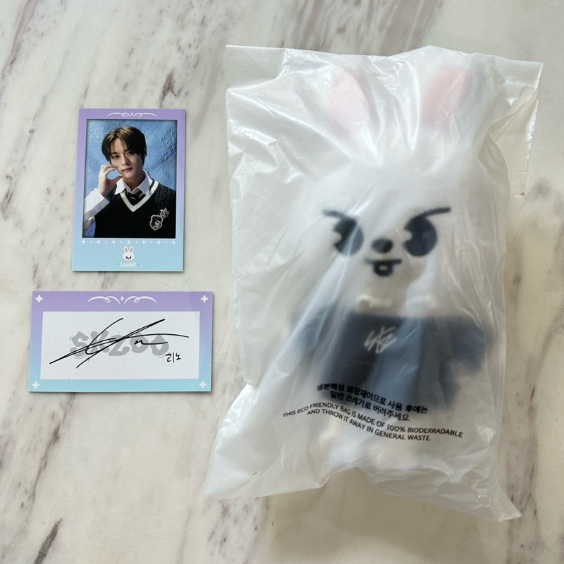 พร้อมส่ง Skzoo mini Leebit/polaroid/signature card Magic School Cafe ...