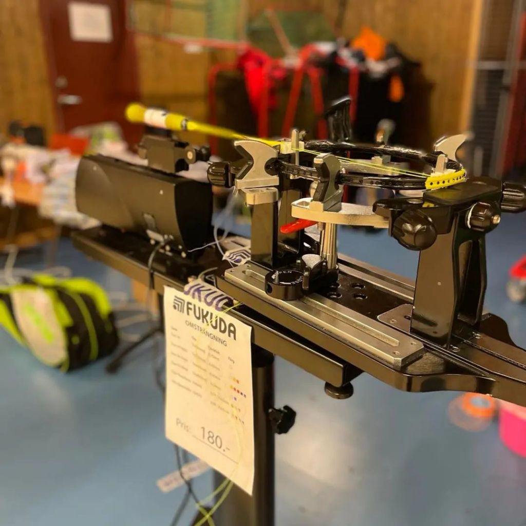 FUKUDA บริการขึ้นเอ็นไม้แบดมินตัน FUKUDA Badminton Stringing Service ...