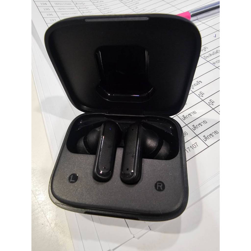 หูฟังไร้สาย true wireless มีจอที่ตัวกล่อง E18 PRO | Shopee Thailand