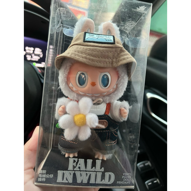 labubu fall in wild 17/40cm | Shopee Thailand
