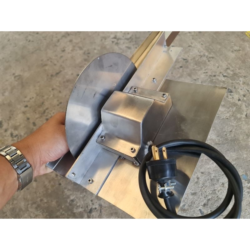 Oil skimmer disc ใช้แยกน้ำมันเครื่องออหจากเครื่องCNC เพื่อเพิ่มอายุการ ...