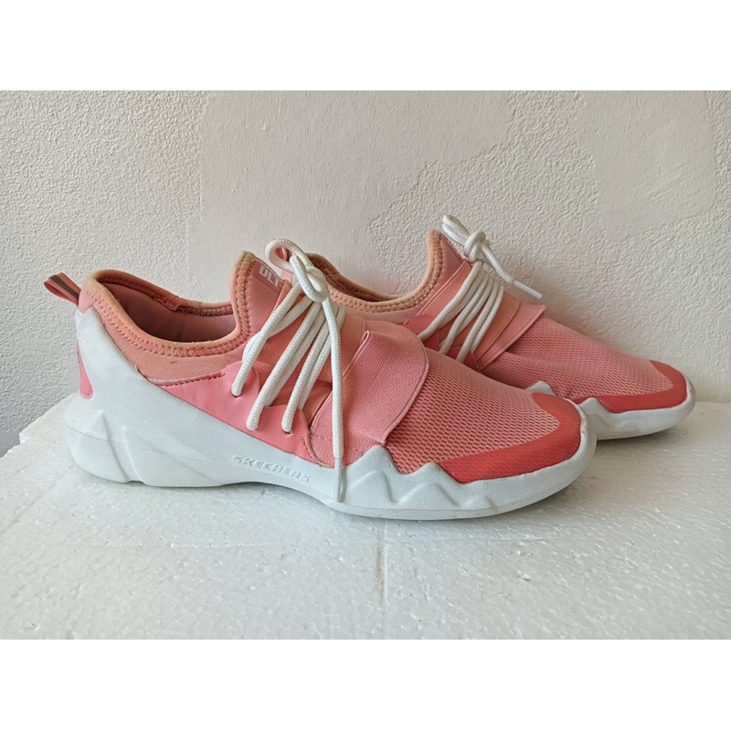 รองเท้าสเก็ตเชอร์ Skechers DLT-A Cosmic สีชมพูพีช สลิปออน มือสอง สภาพ ...