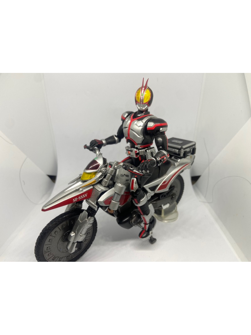 S.H.Figuarts Masked Kamen Rider 555 Faiz & Auto Vajin Set Action มือสอง | Shopee Thailand